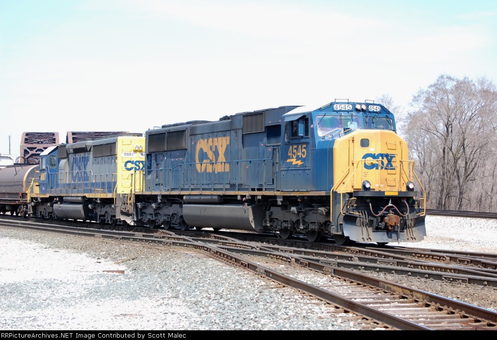 CSX 4545 & 8807